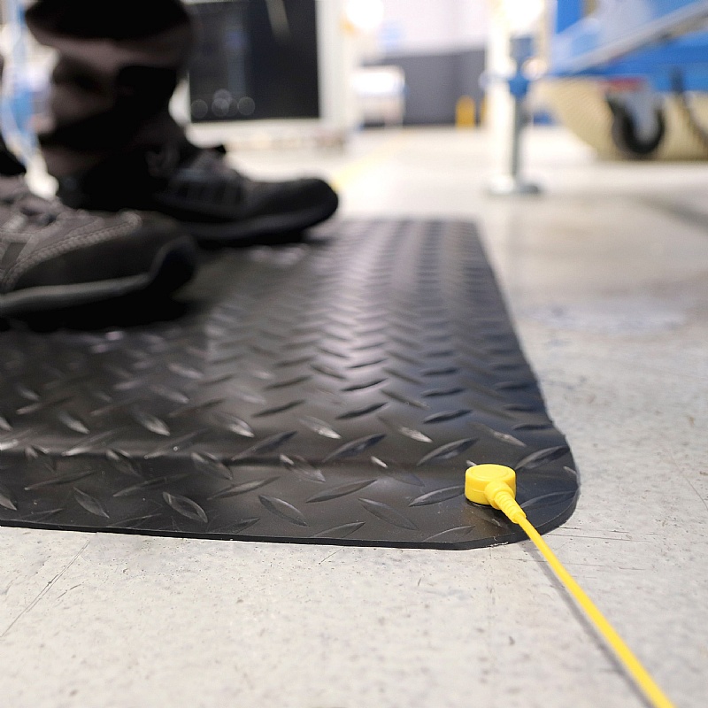 Coba Deckplate ESD Anti Fatigue Mats from our Anti Fatigue Mats range.